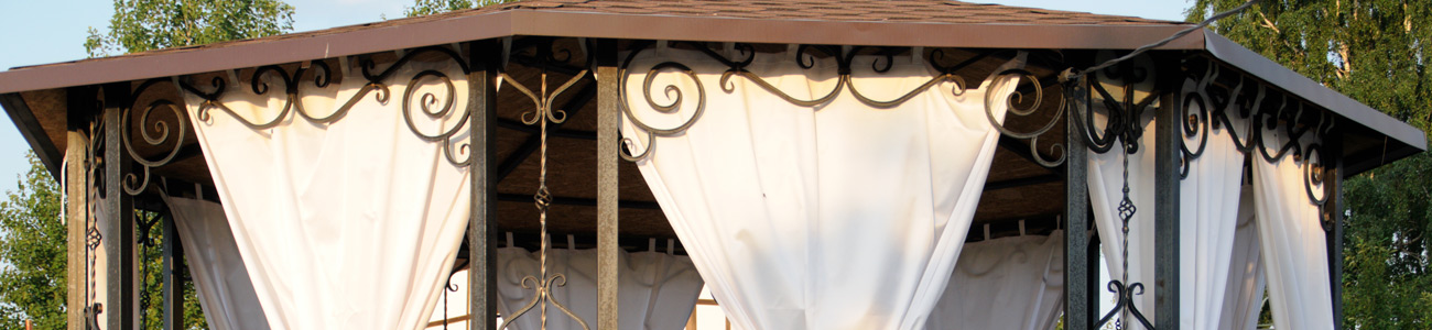 Prix d'une pergola en fer forgé - tarifs 2024 - AlloJardin